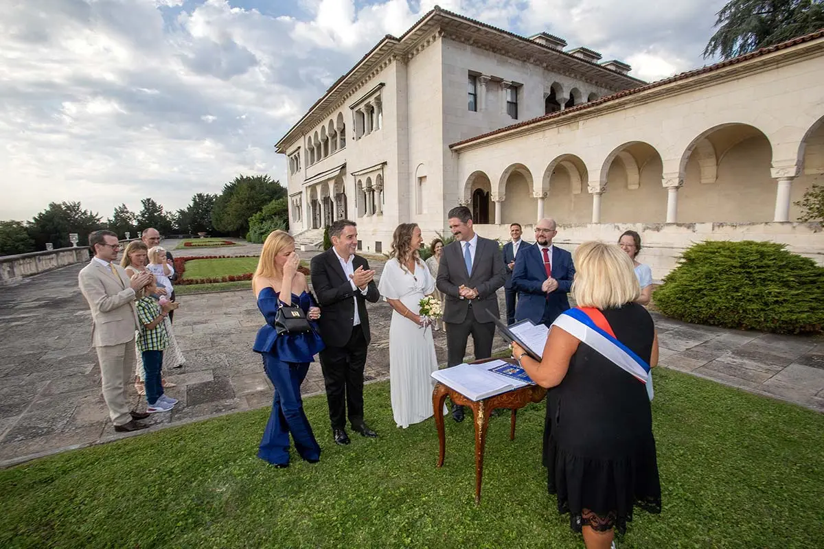 Oženio se najmlađi sin Karađorđevića: Princ Aleksandar pred oltar odveo doktorku